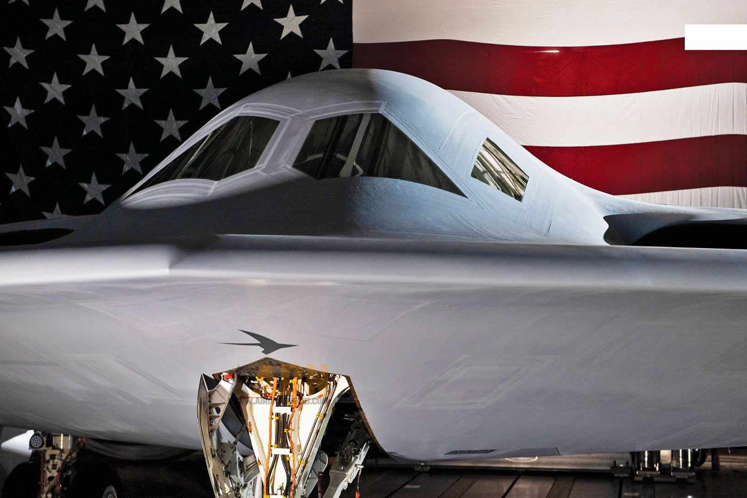 Operational test pilot flies sixth-generation B-21 Raider bomber for ...